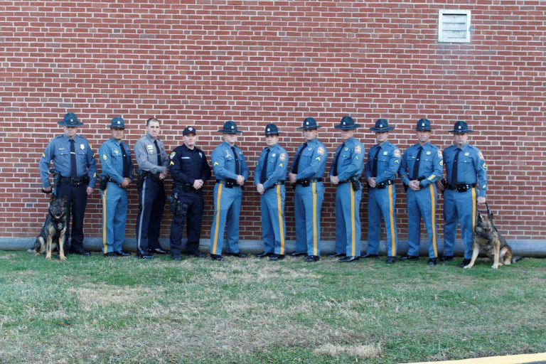 The Delaware State Police K9 Unit Graduation - Delaware State Police ...