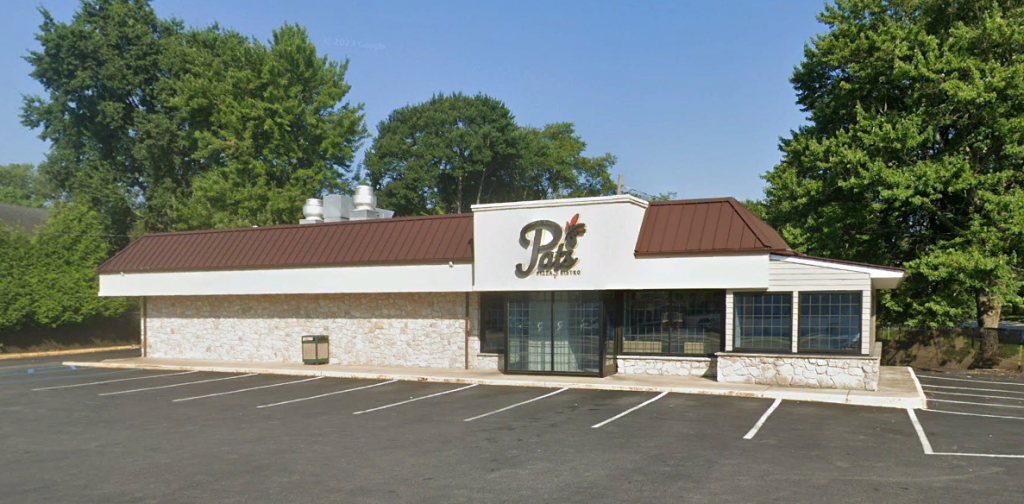 Detectives Investigating Armed Robbery at Pat's Pizza in North ...